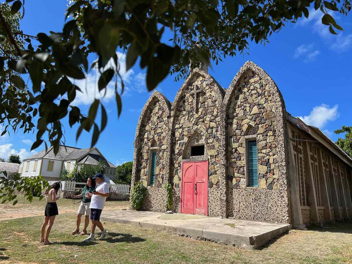 Igreja-de-pedra-anguilla - TravelTerapia