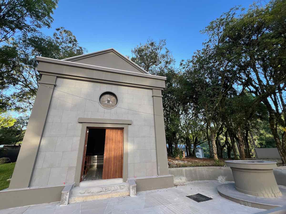 plaza-hotel-Garibaldi - TravelTerapia